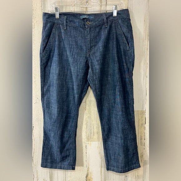 Levi's | Jeans | Levis Boyfriend Fit Lightweight Capri Pants Size 6 ...